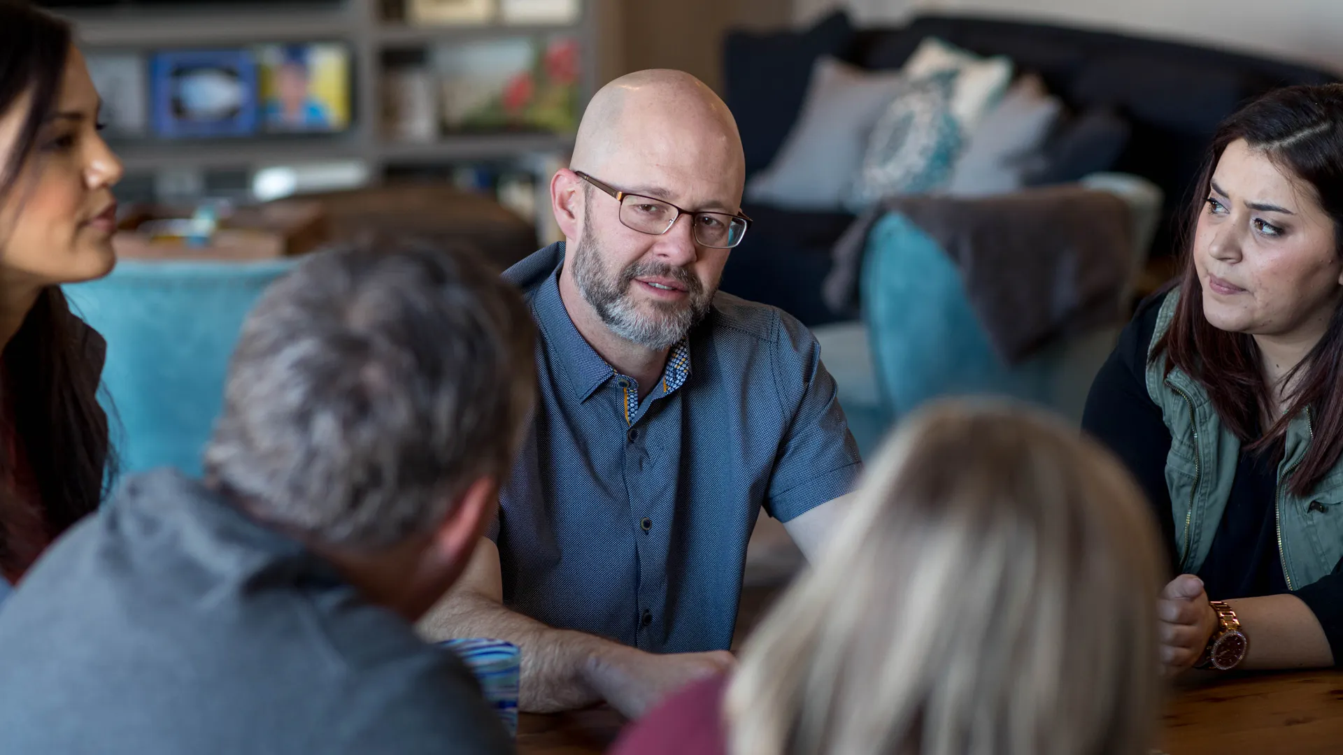 4 Ways to Deepen Your LifeGroup Conversations - Life.Church Leaders